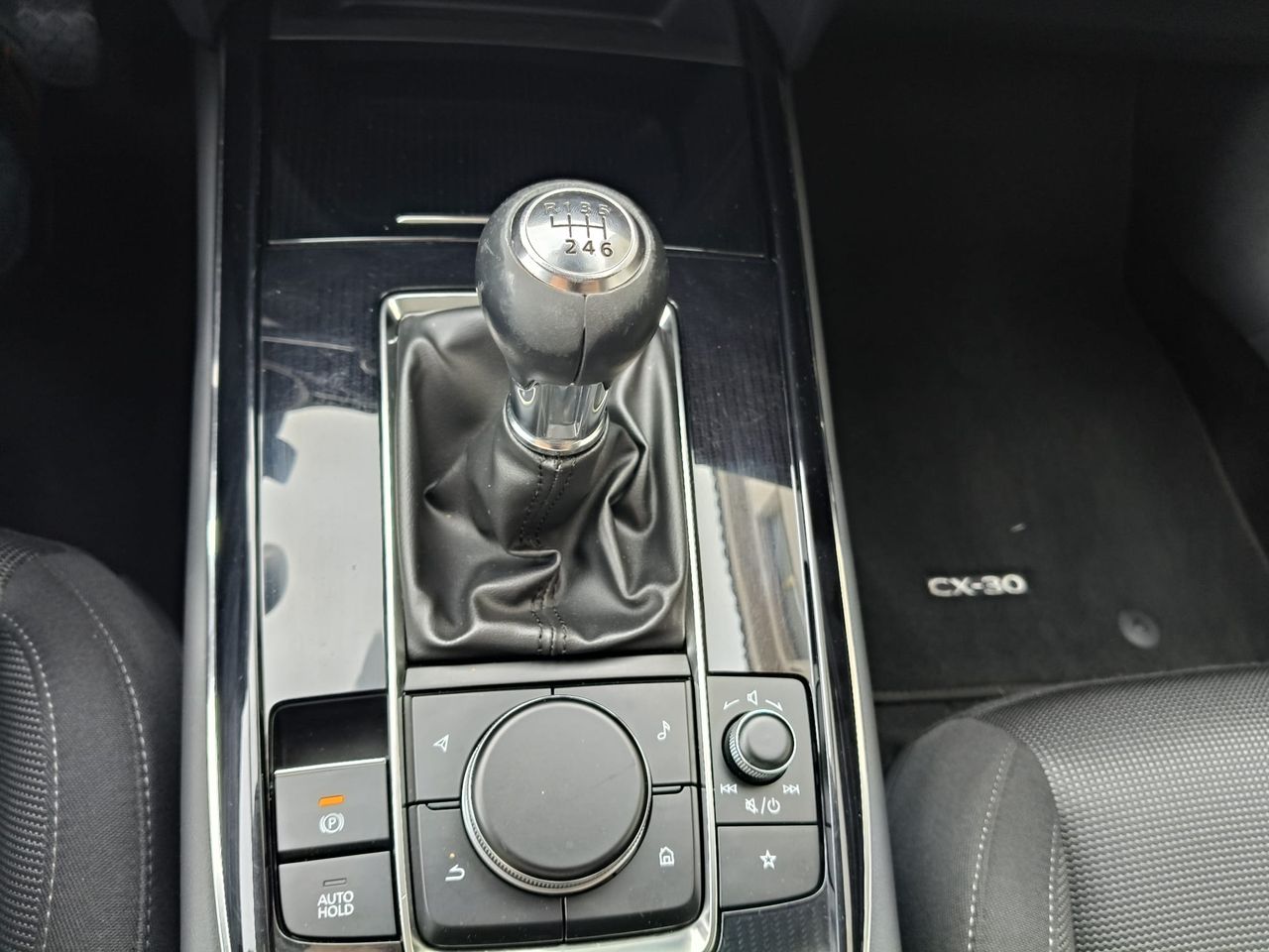 Ocasión: Mazda CX-30 eSKYACTIVG 2.0 2WD Evolution de Segunda Mano - 20.990€