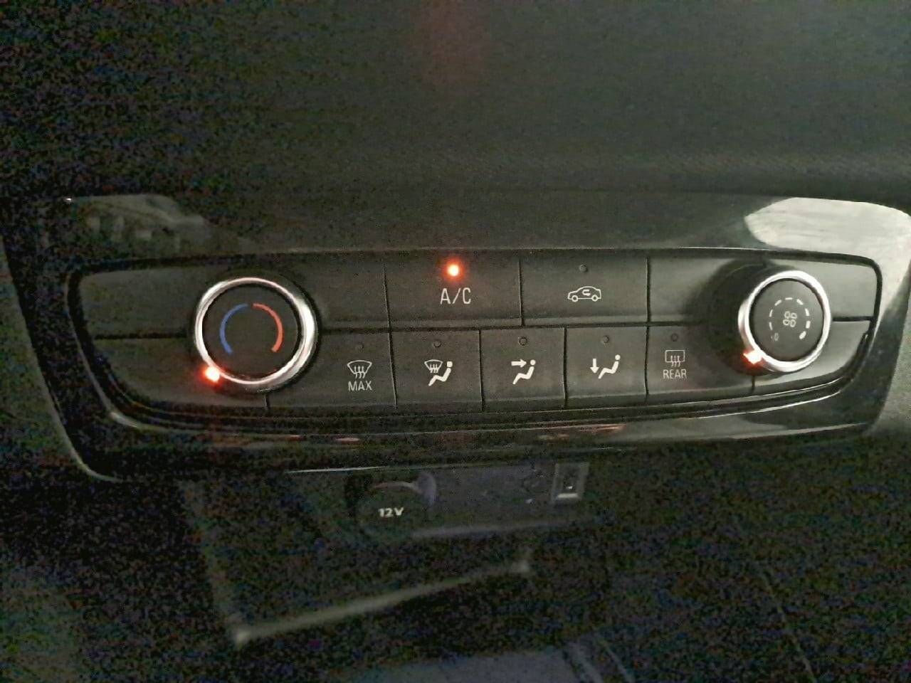 Ocasión: Opel Corsa 6 1.2 Turbo 100cv CM6 Edition de Segunda Mano - 16.900€