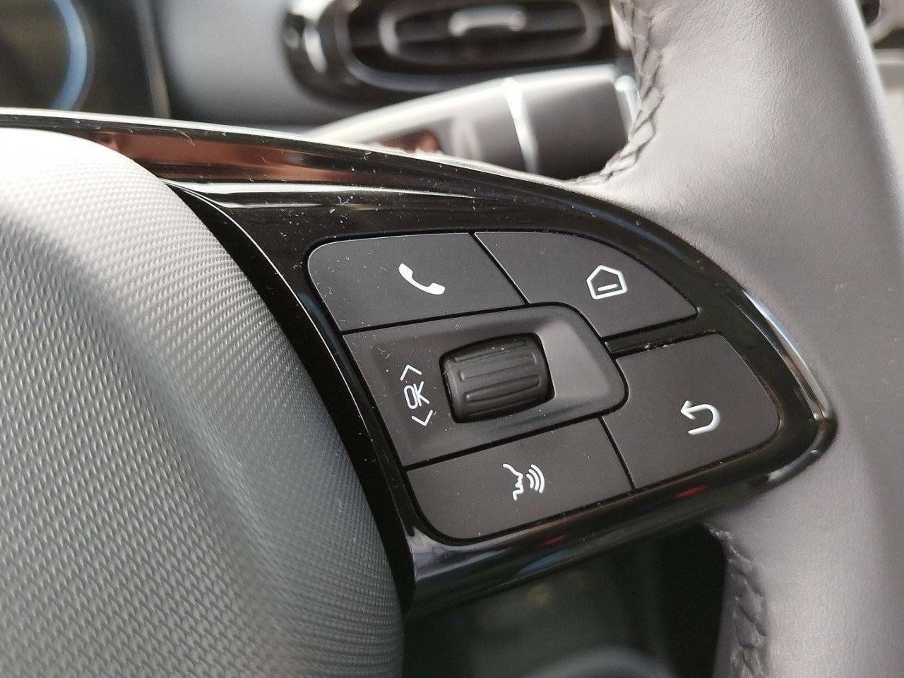 Ocasión: Leapmotor T03 T03 BEV 37.3kWh Auto Design de Segunda Mano - 17.900€