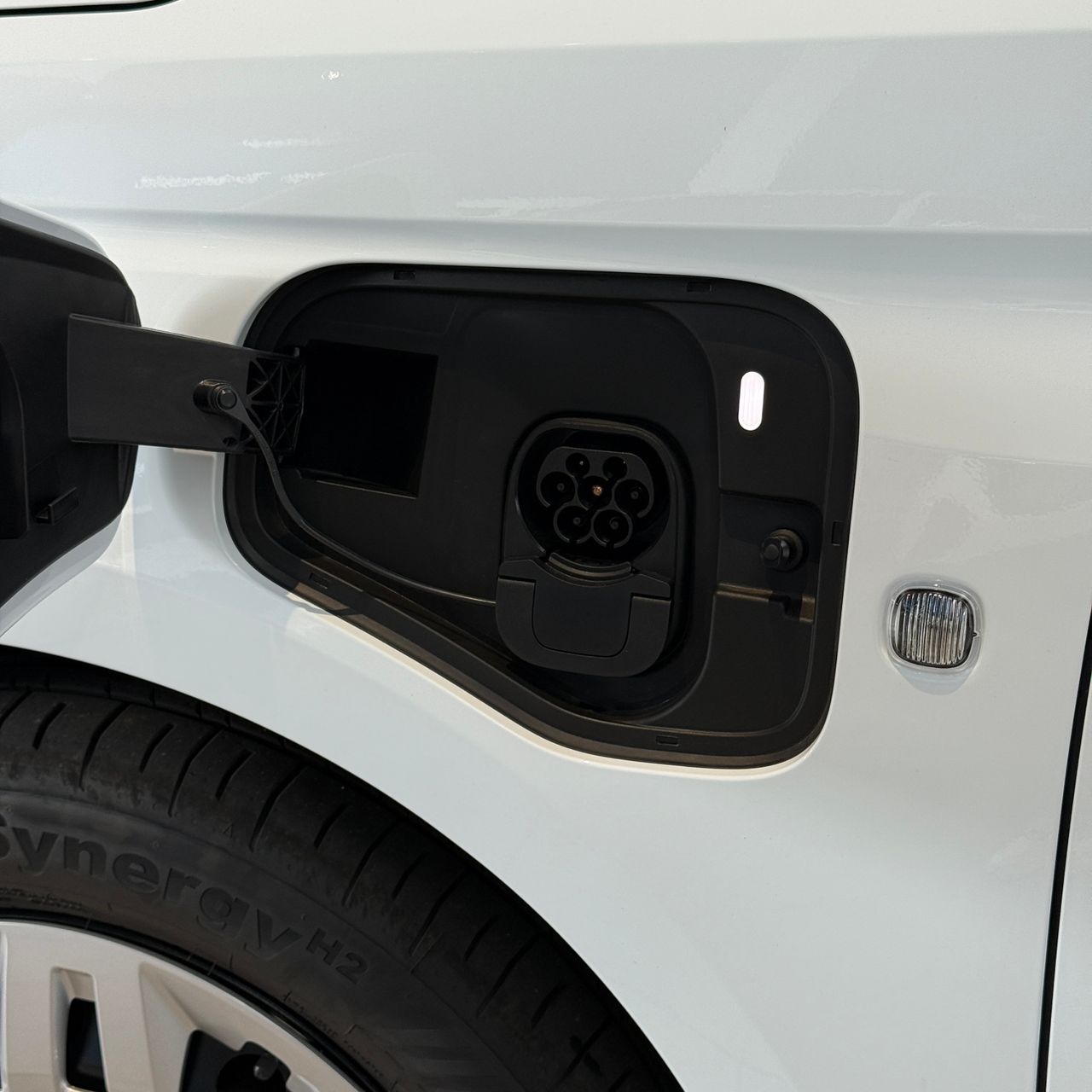 Ocasión: Ford Transit Connect FLEXCAB L2 TREND 1.5 PHEV de Segunda Mano ...