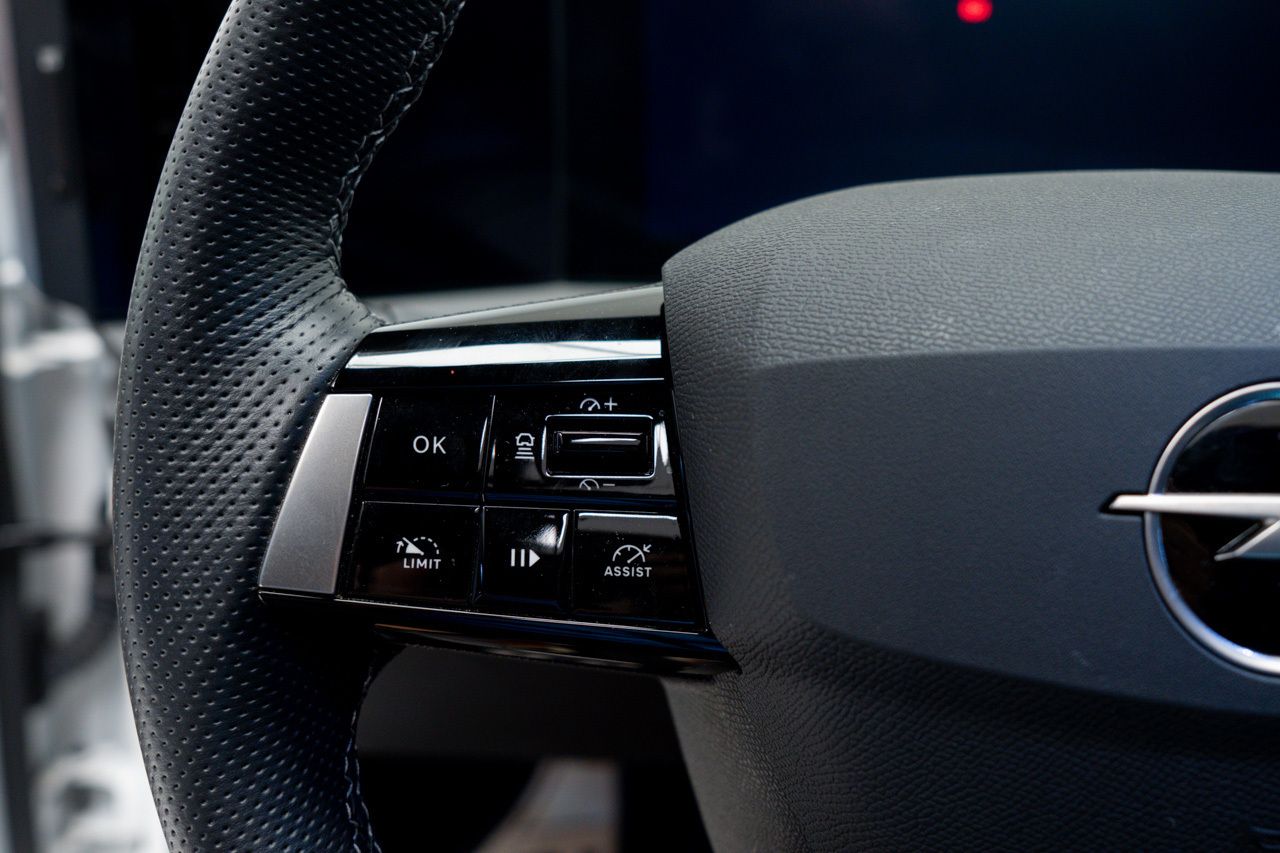 Ocasión: Opel Astra GS BEV 54KW 156 CV AUTO 5P de Segunda Mano - 27.890€