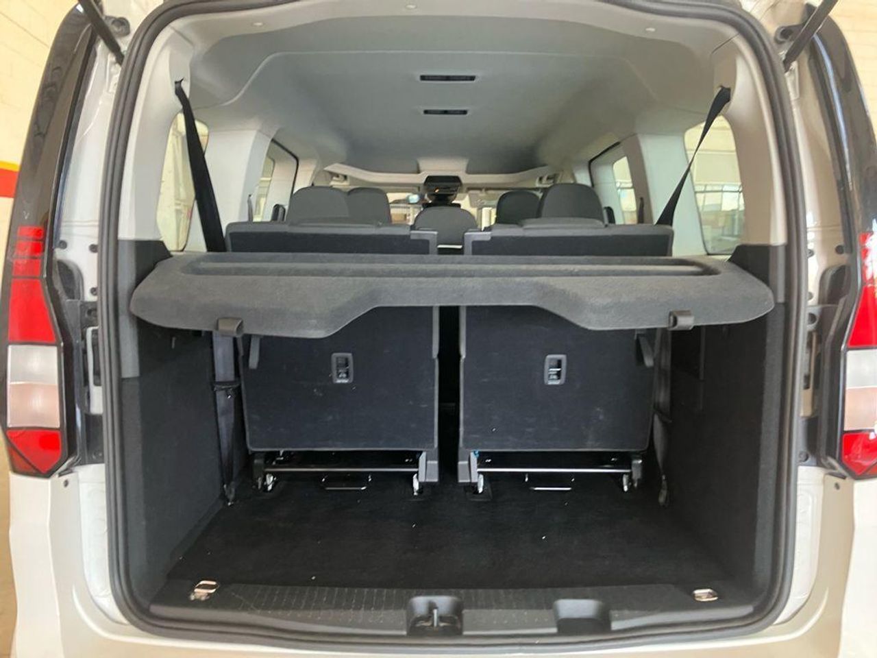 Ocasión: Volkswagen Caddy Maxi Origin 2.0 TDI 90 kW (122 CV) DSG de ...